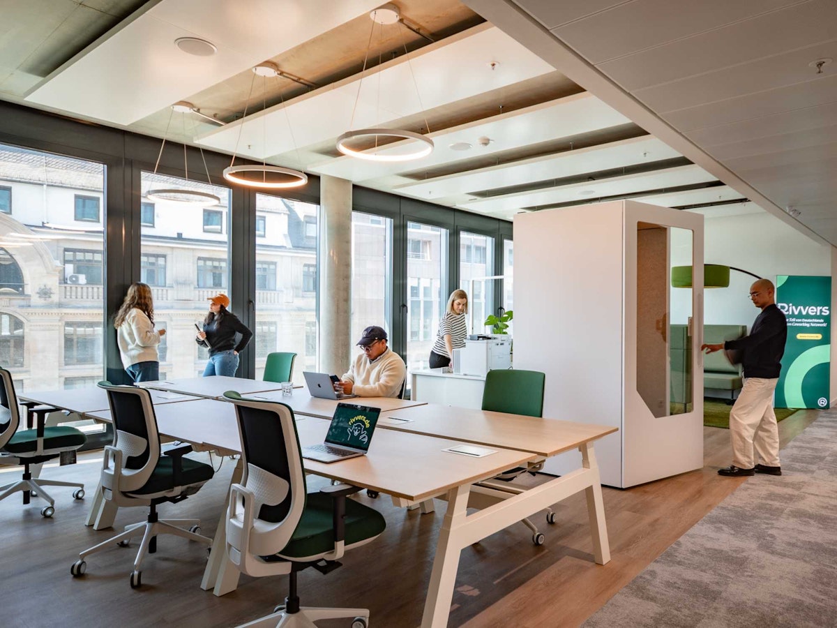 Arbeitsplatz richtig organisieren: im Homeoffice & Büro